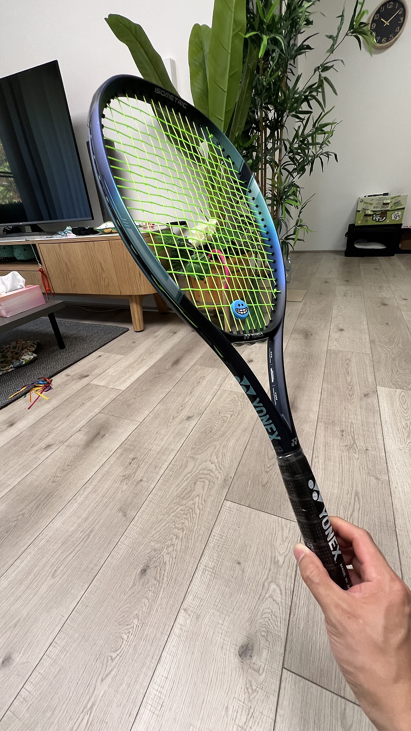 Tennis Racquet Yonex EZONE 100 2022 300g (Grip2)
