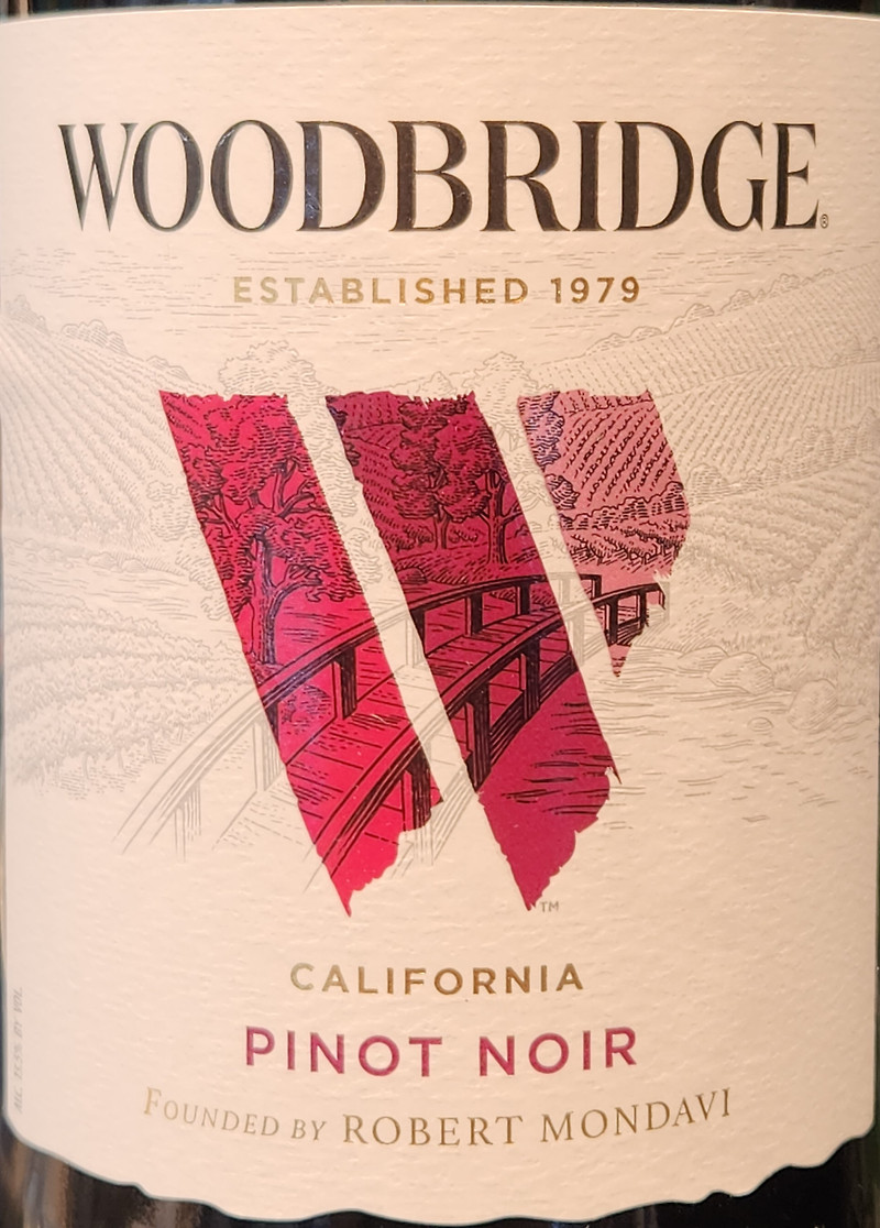 로버트 몬다비 우드브릿지 피노 누아(Robert Mondavi Woodbridge Pinot Noir)