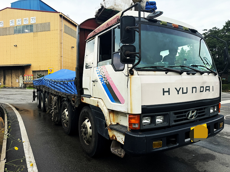 티스도리닷컴 :: 1996 현대18톤초장축카고트럭 (91a)