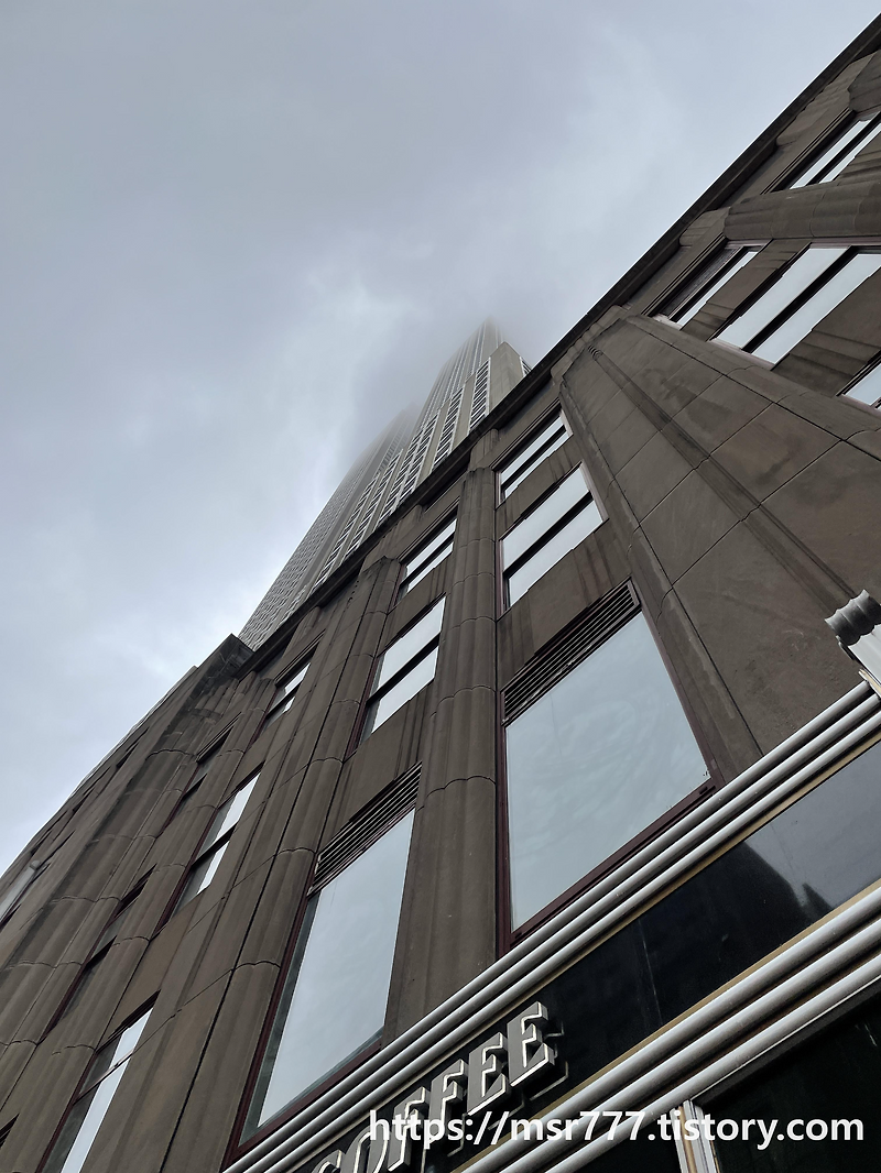엠파이어 스테이트 빌딩(Empire state building, ESB) 뉴욕을 대표하는 건축물과 역사적인 유산, 방문하기 전 ...