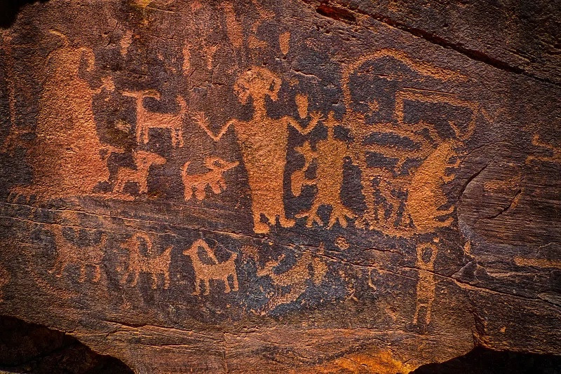 Prehistoric Art: Cave Paintings and Early Expressions