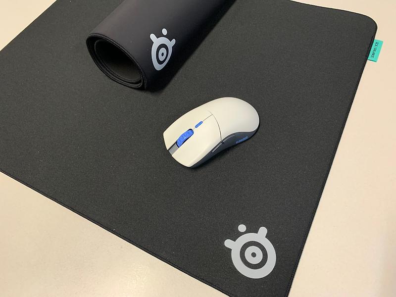 스틸시리즈 QcK Pro 게이밍마우스패드 :: 개발자의 일상