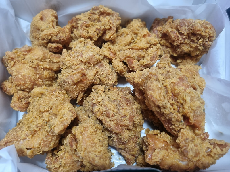 저렴하고 맛있는 치킨 갓튀긴후라이드 순살 두마리 리뷰