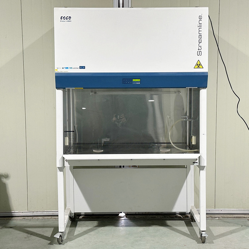 ESCO Streamline Class II Clean Bench w1340 (BC93)