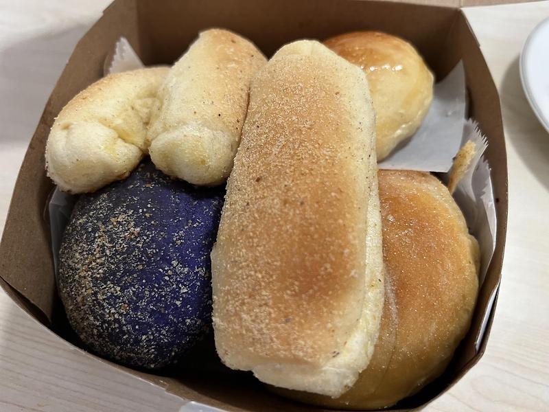 Nanding's Bakery