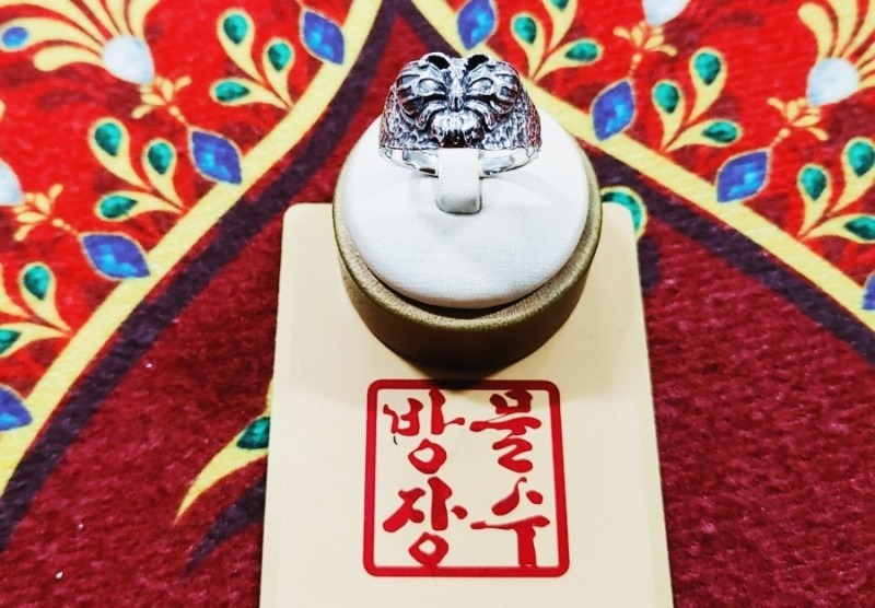 방물장수 / 가구꿈 / 가구보는꿈 / 가구나오는꿈 / 꿈해몽 / 가구 / 가구관련꿈 / 부적주얼리 / K주얼리 / 한국주얼리 ...