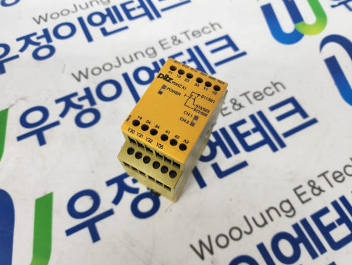 [중고] PILZ SAFETY RELAY MODULE 774340 P2HZ X1