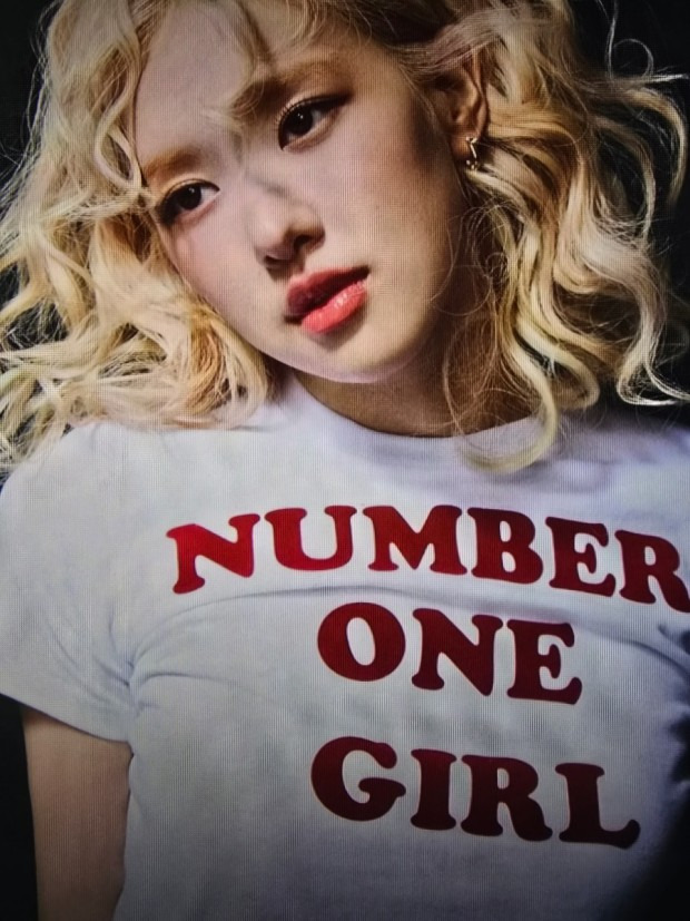 ROSÉ (로제) number one girl 가사/뮤비/듣기