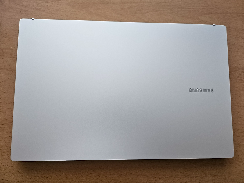 [중고] 삼성 갤럭시북 NT750XDZ-A51A 사보았다.