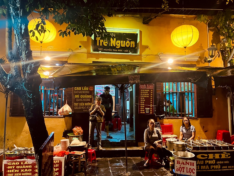Budget Traveler’s Ultimate Adventure: Uncovering Cheap Stays and Tasty ...
