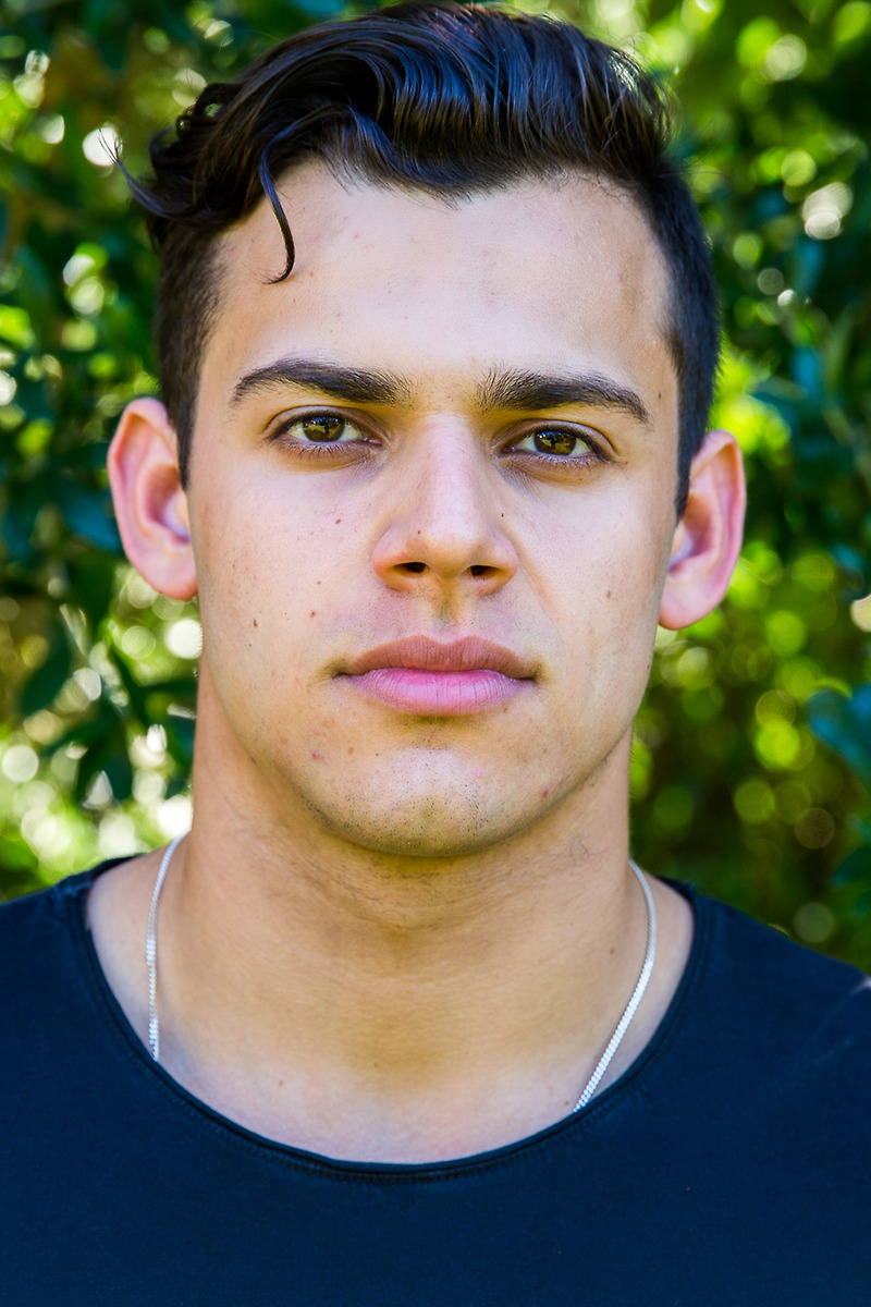 언더 샤크 매튜 마셀리스 Matthew Marcelis