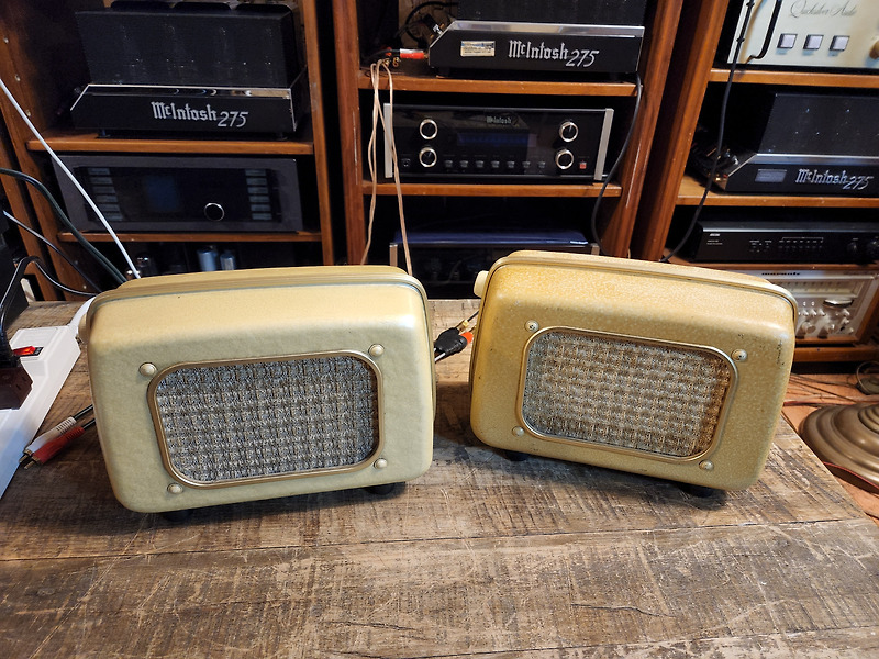 독일 Isophon 이소폰 사의 isonetta 일명 베개 스피커 입니다(Stock-out)