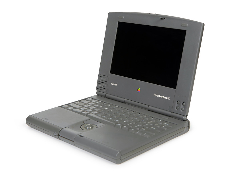 Macintosh PowerBook Duo 210