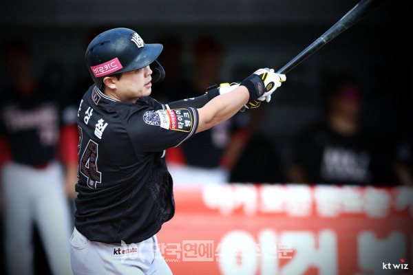 [KBO]KT 위즈, LG 트윈스 상대 준플레이오프 1차전 승리... 5위 타이브레이커 포함 4연승 가도