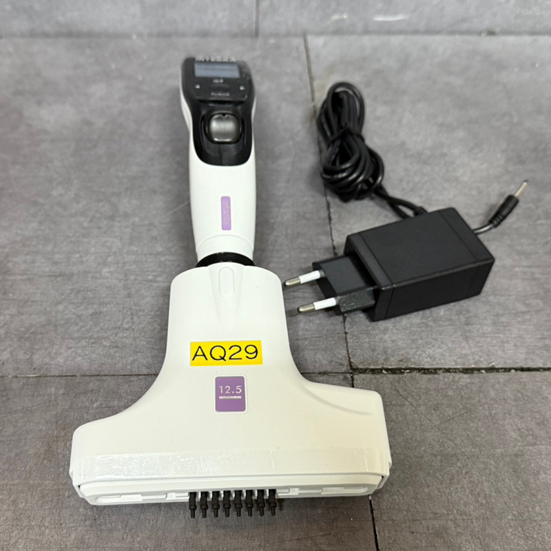 INTEGRA VIAFLO VOYAGER 팁 간격 가변형 멀티 채널 전동 피펫 (AQ29)