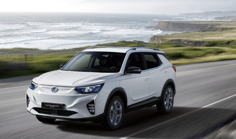 실용성과 경제성을 갖춘 준중형 전기 SUV, KG 모빌리티 코란도 EV