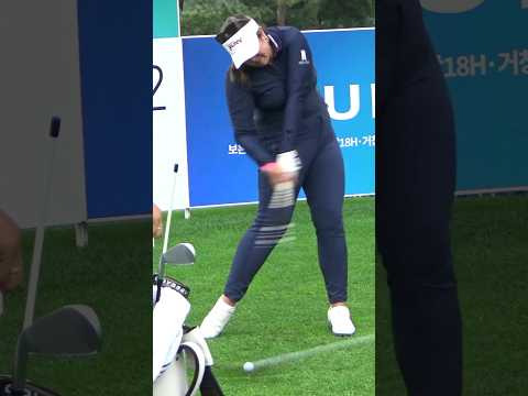 LPGA BMW 2023 "LPGA 세계 1위" 릴리아 부가 보여주는 힘이 넘치는 드라이버 스윙!!