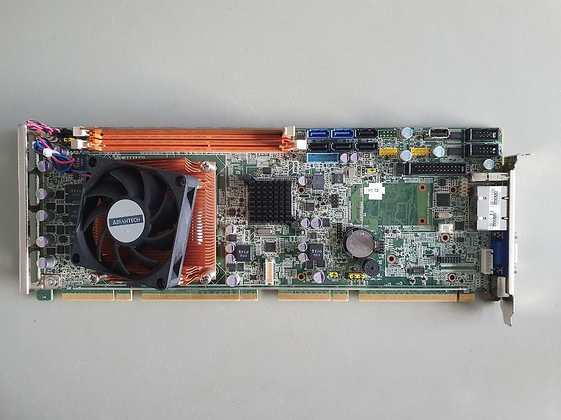 ADVANTECH PCE-5127G2 /PCE-5127/7127 Rev.A1/19A6512702 industrial ...