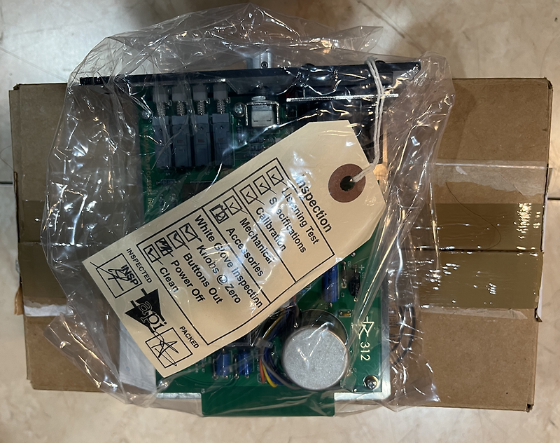 API 312 Mic Pre 500 프리앰프 납 | 티-렉스 T-Rex