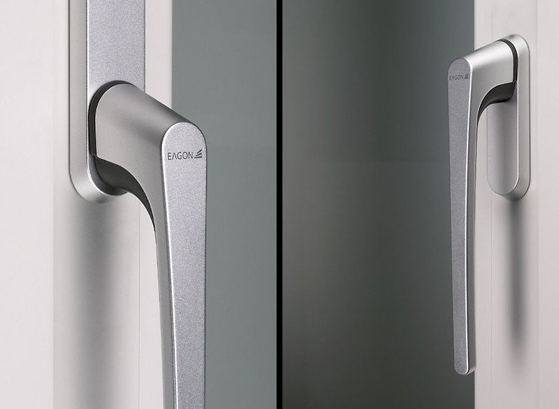 EAGON System Handle Design
