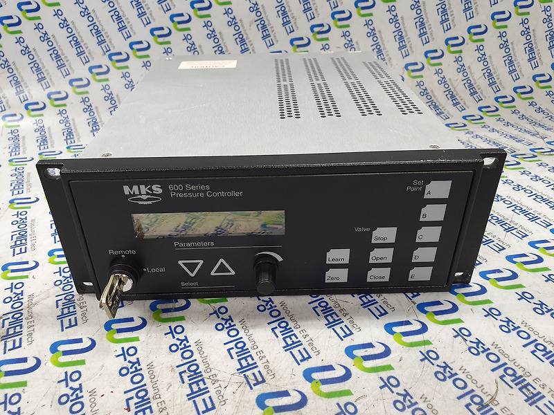 MKS Pressure Controller
