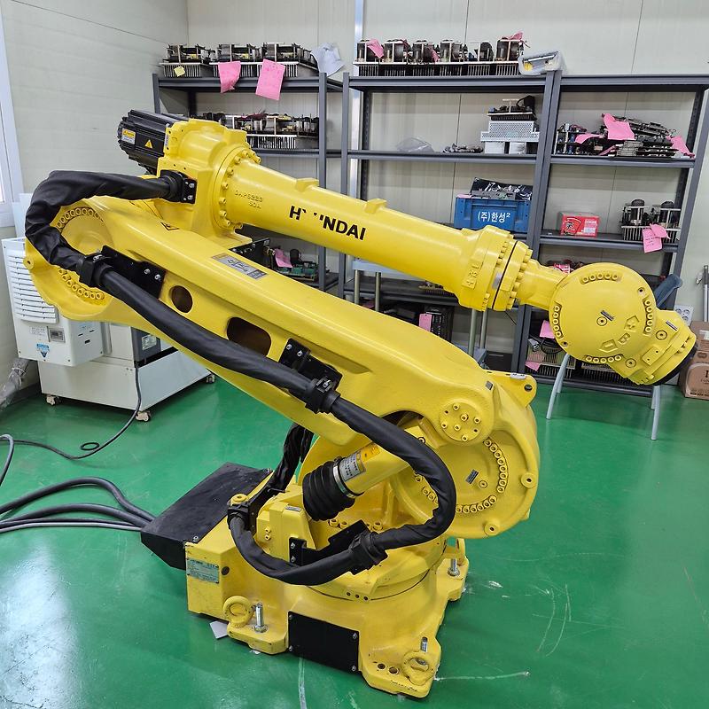 HYUNDAI ROBOT HS180-02 / hi5a-S