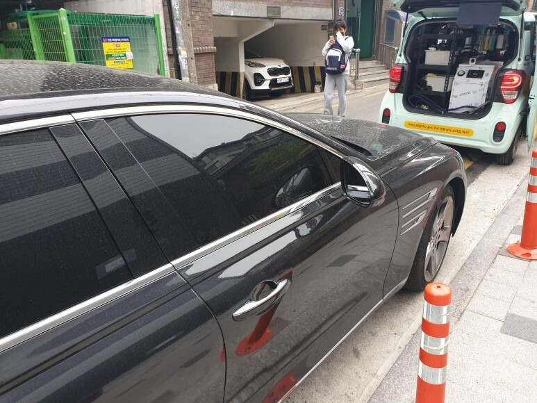 업 차량제네시스 G80 세차 전후 비교 노원출장세차 중랑출장세차 도봉출장세차 동대문출장세차 성북출장세차 강북출장세차의정부출장세차광진구출장세차