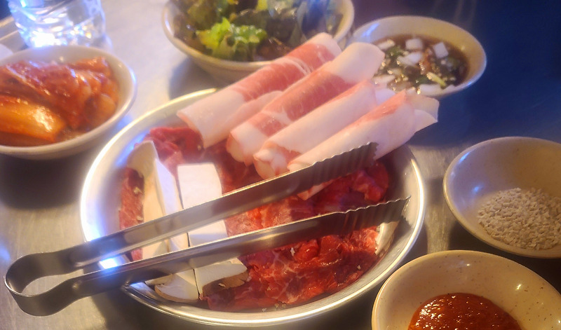 YP's zziing :: [사당이수 고기집] 외양간