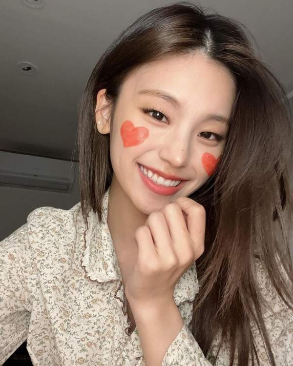 ITZY 예지 나이 프로필 mbti 남자친구 가수 활동 인스타