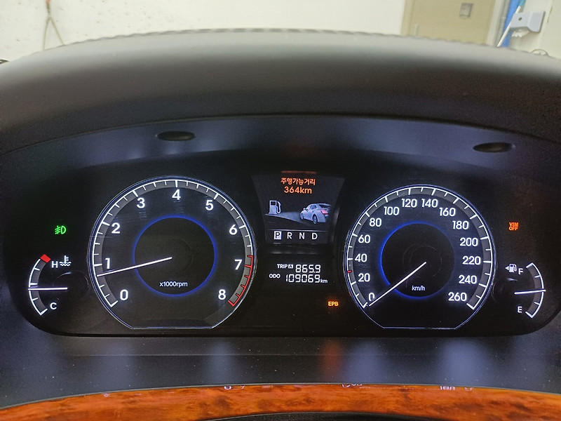에쿠스 자동차 계기판에 Epb 경고등 들어와서 꺼지지 않음 에쿠스 주차 브레이크가 풀리지 않음 에쿠스 Epb 전자 파킹 브레이크 고장 수리제네시스 주차 브레이크가 잡힌
