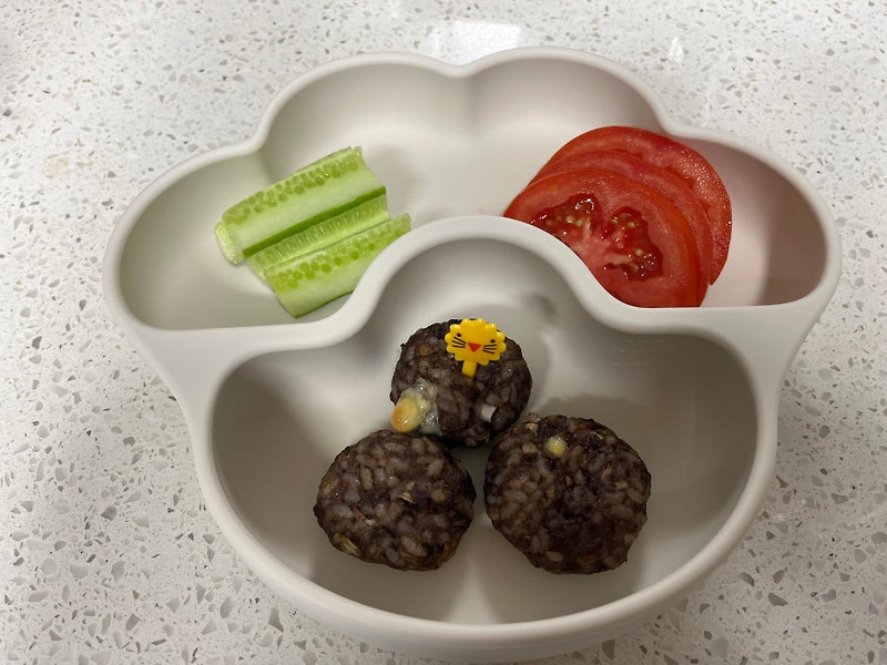 아기 유아식 : ) 소고기를 잘 안먹는 아이에게 소고기치즈밥볼