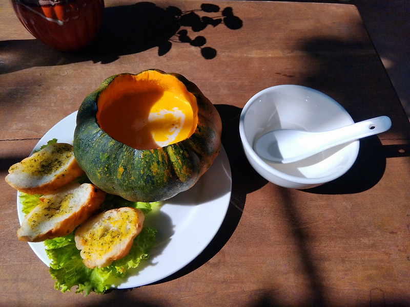 시엠립 맛집 [Golden Pumpkin Restaurant]