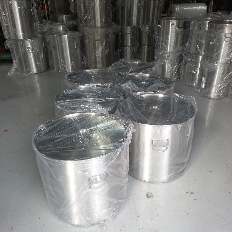 조미 식품 업체에서 사용할 1.0T SUS 304스테인레스 용기 / 식깡 / 스텐 용기