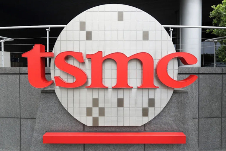📈TSMC, 1분기 순이익 60% 급등! 이유는 ‘AI 수요’와 ‘관세폭탄 회피’?