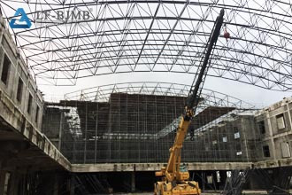 Lifting construction of the starting unit frame of the large-span ...