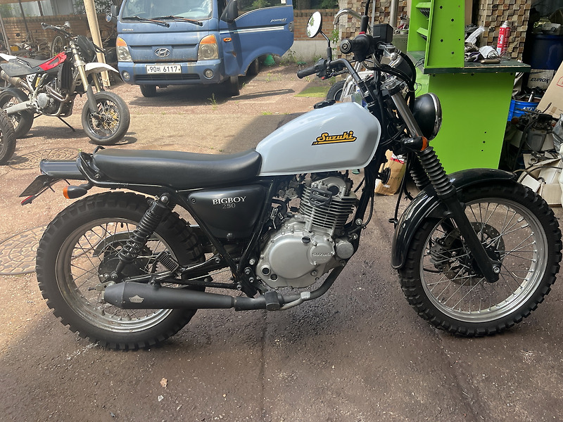 2023 #55 SUZUKI TU250GB Big Boy