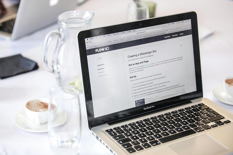 웹 개발을 위한 필수 언어 & 도구 (HTML, CSS, JavaScript, Git, VS Code)