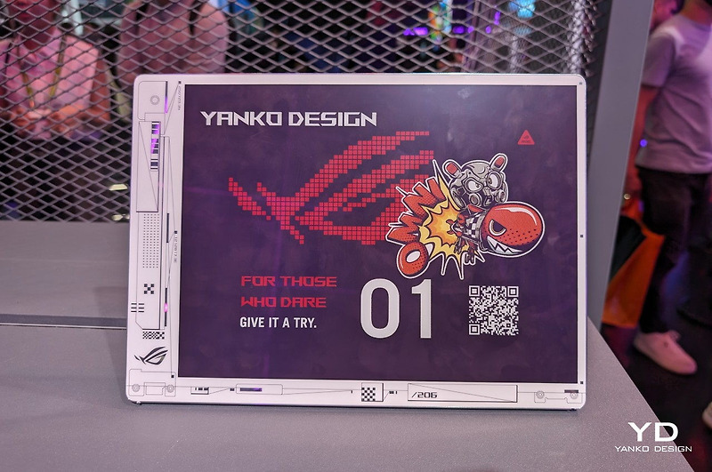 컬러 E Ink 디스플레이를 탑재한 ASUS Project DALI