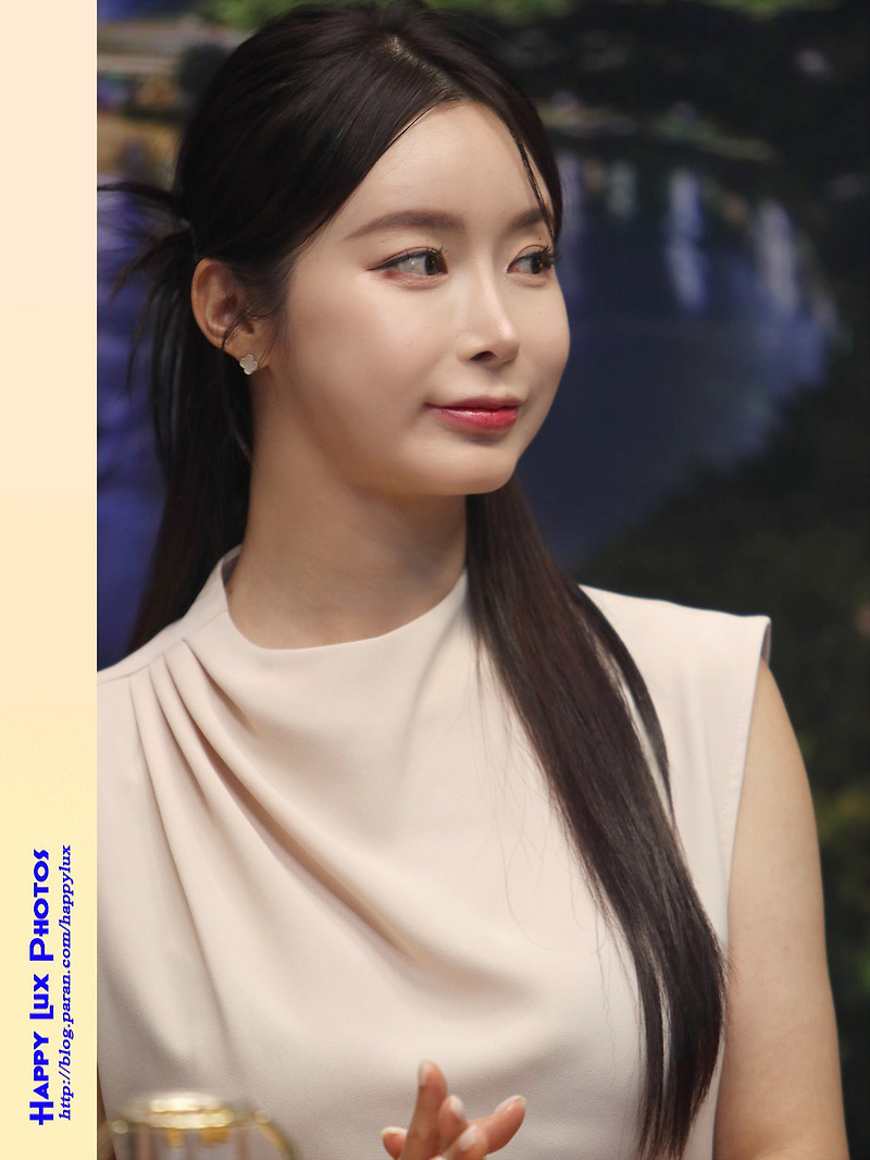 2025 KOBA No. 1 (모델 소이) :: 세상 구경