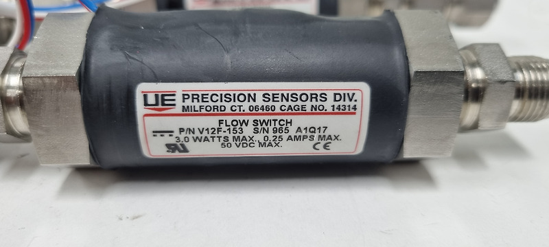 UE FLOW SWITCH V12F-153