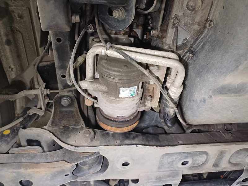 봉고3 자동차 에어컨이 작동되지 않음 봉고 3 에어컨 콤프레셔 고장 수리 봉고3 에어컨이 시원하지 않는 고장 수리 자동차 콤프레셔 고장 수리 블루텍 자동차정비