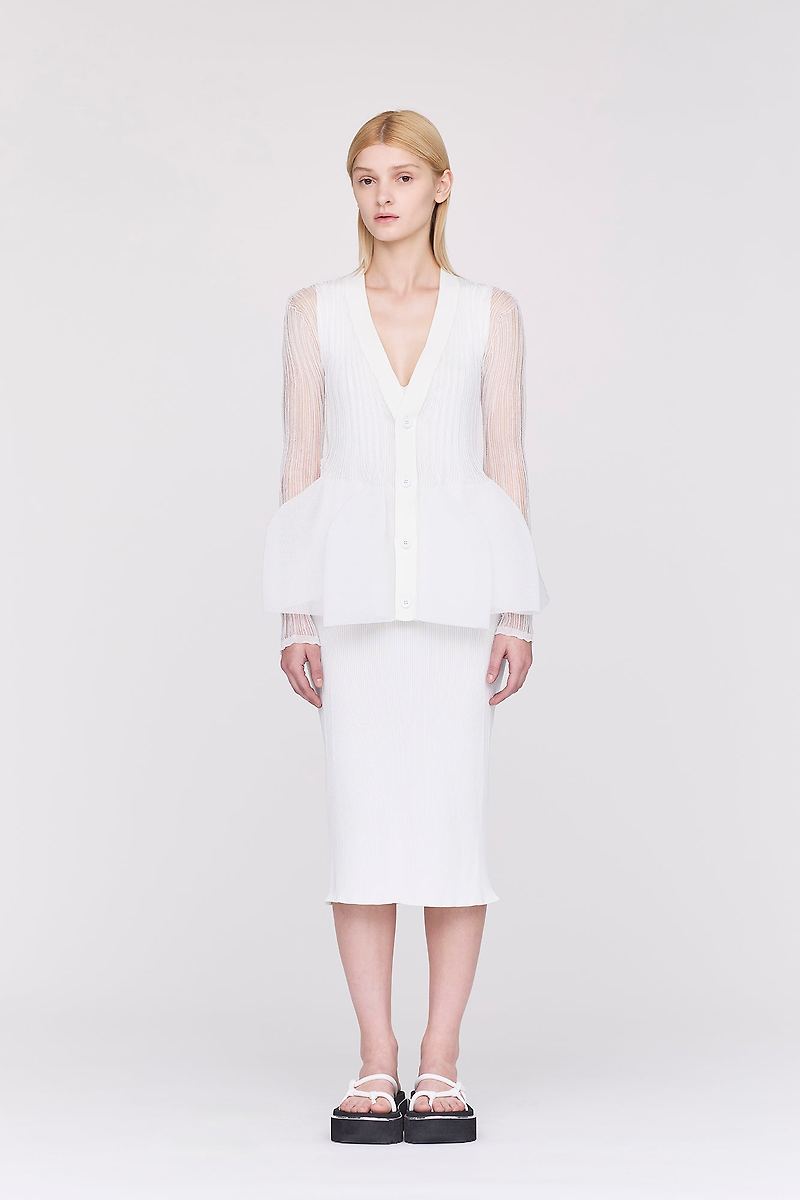 CFCL: 3D 니트웨어의 혁신을 이끄는 일본 브랜드 :: 토러시스트