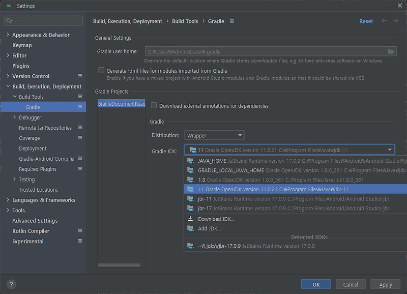 org.codehaus.groovy.control.multiplecompilationerrorsexception: startup failed