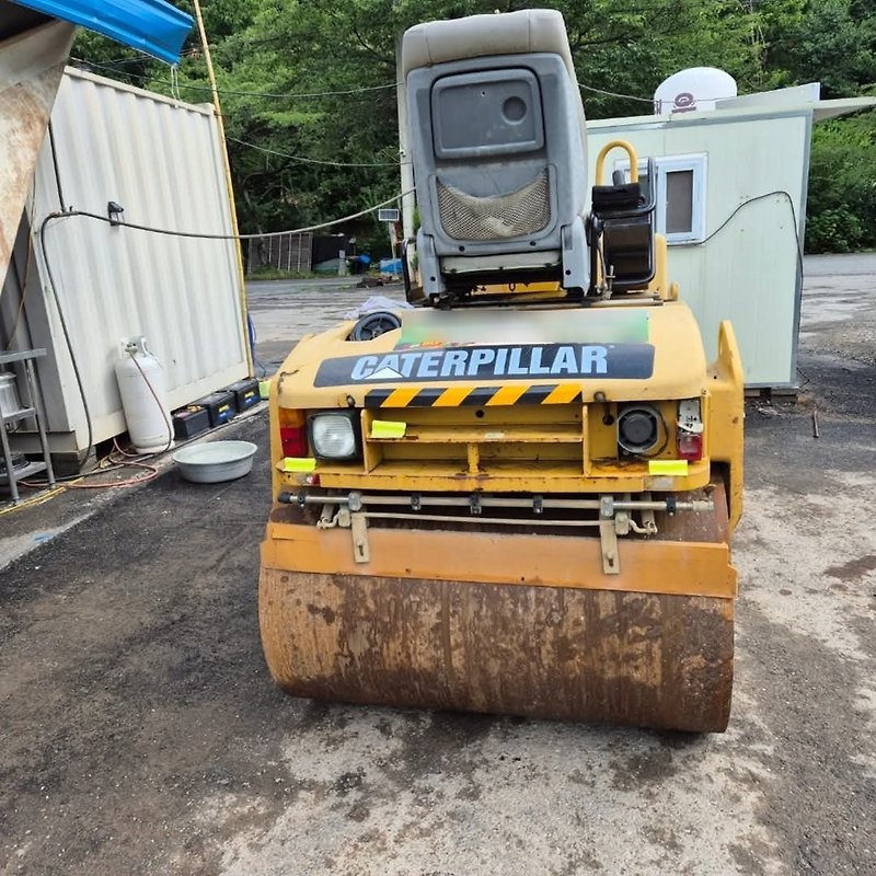 캐타필라 CB34 2012년식 2500만원 판매합니다.