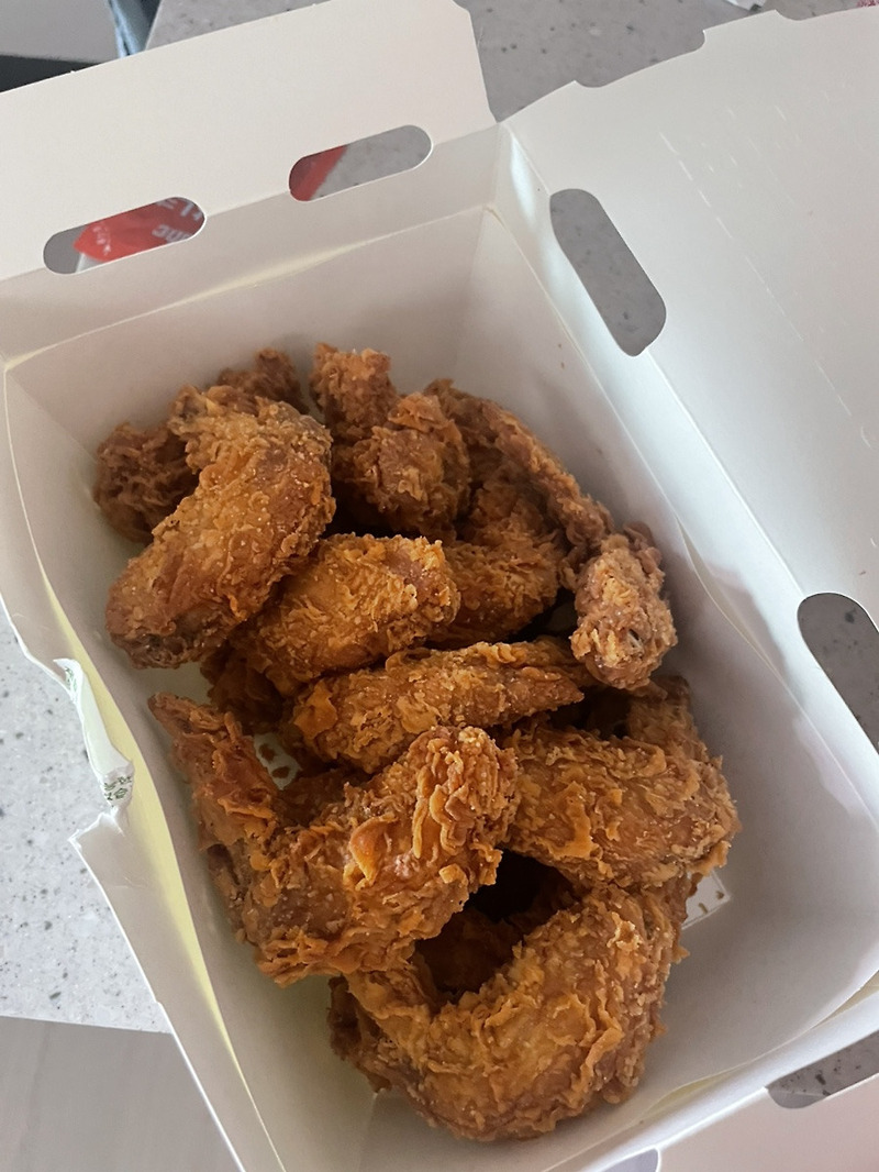 (BHC 배곧신도시점) HOT후라이드 윙~~~~ 내돈내산!!