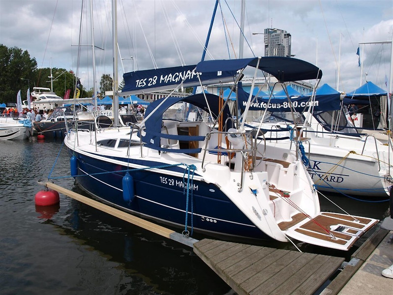 Tes 28 Magnam 크루저요트 2023년 1월 독일 뒤셀도르프 보트쇼 전시 출품후 수입판매(홍보/선착순/상담중)