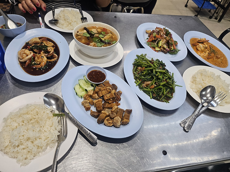 [방콕 맛집] Pla Yang 플론칫역 근처 진짜 로컬 현지인 맛집