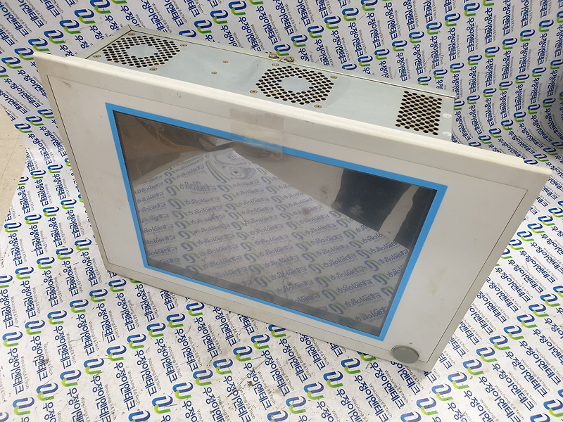 ADVANTECH 산업용 컴퓨터 / IPPC-6152A
