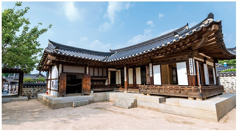 Discover the Timeless Beauty of Hanok