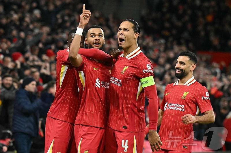[스포츠 이슈] 챔피언스리그 리버풀 UCL 5연승